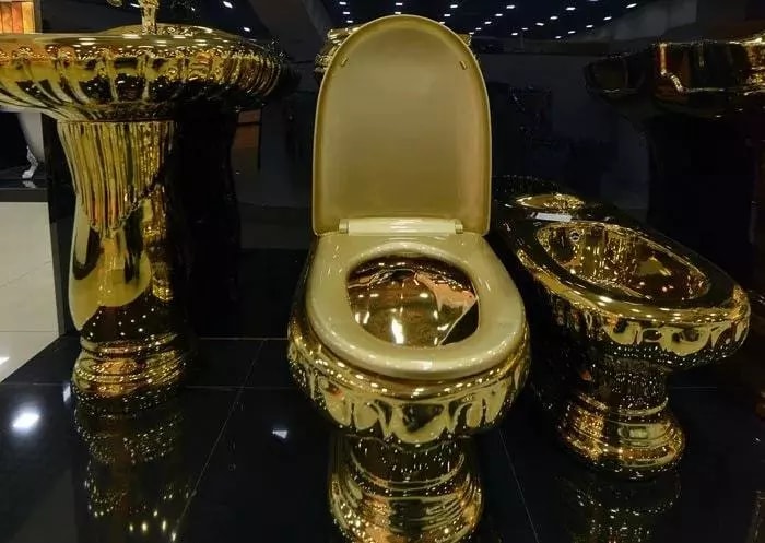 «АЛТЫН УНИТАЗ» ҺӘМ АБАҚТЫ